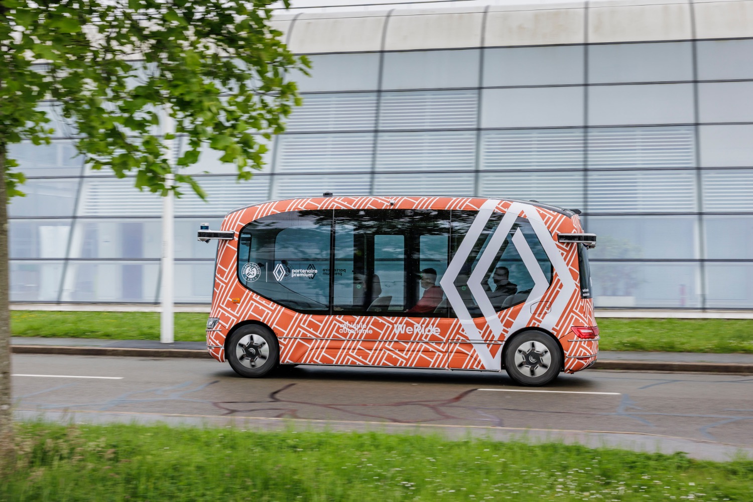 Renault develops autonomous bus platform - car and motoring news by ... Renault develops autonomous bus platform - car and motoring news by ...
