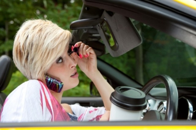 Motorists continue to ignore road safety warnings - car and motoring ...